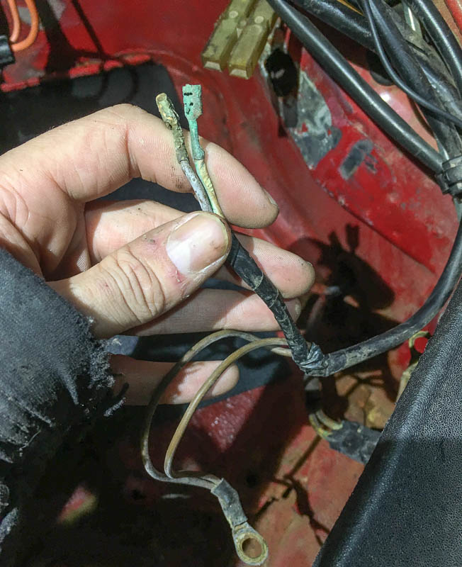 Killswitch removal...Name these mystery wires near the battery ...
